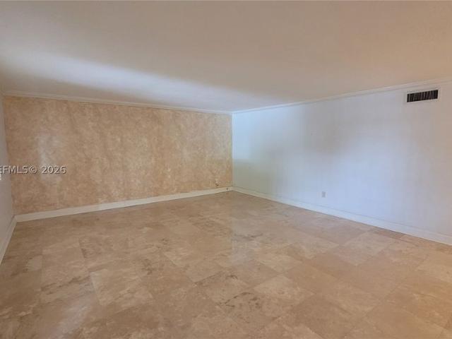 Luxury apartment complex for rent in North Miami, Florida
