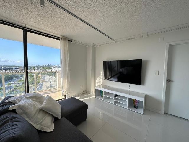 Luxury apartment complex for rent in North Miami, Florida