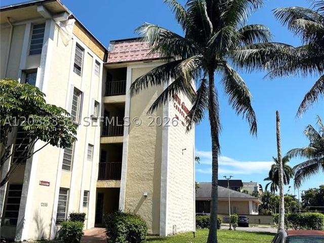 Luxury apartment complex for rent in North Miami, United States