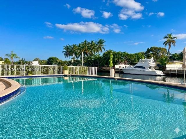 Luxury apartment complex for rent in North Miami, United States