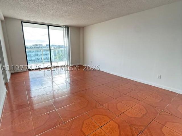 Luxury apartment complex for rent in North Miami, United States