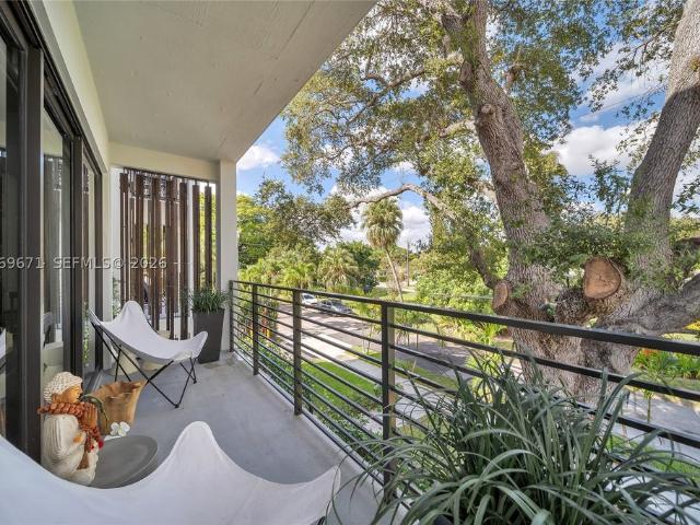 Luxury apartment complex for rent in North Miami, United States