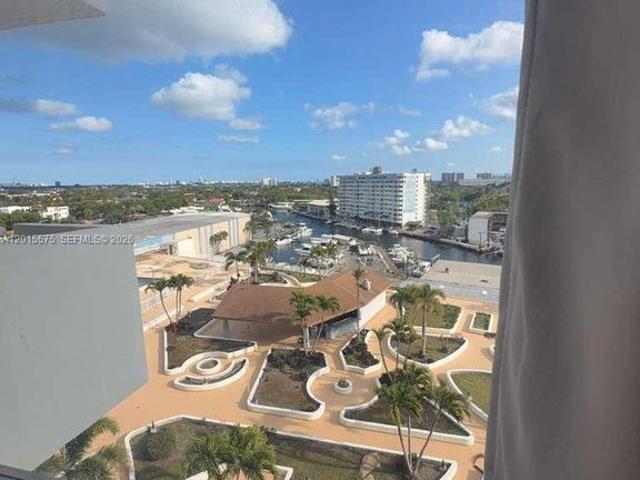 Luxury apartment complex for rent in North Miami, United States