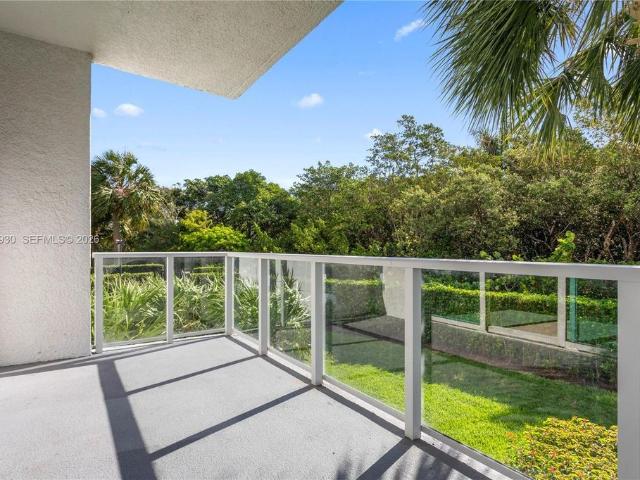Luxury apartment complex for rent in North Miami, United States