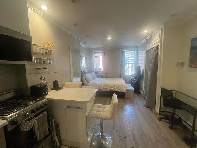 Luxury apartment complex for rent in New York