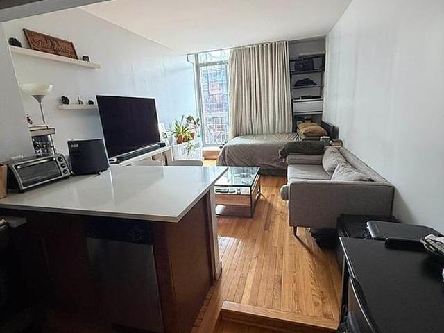 Luxury apartment complex for rent in New York