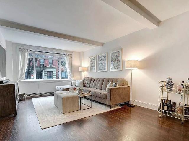 Luxury apartment complex for rent in New York