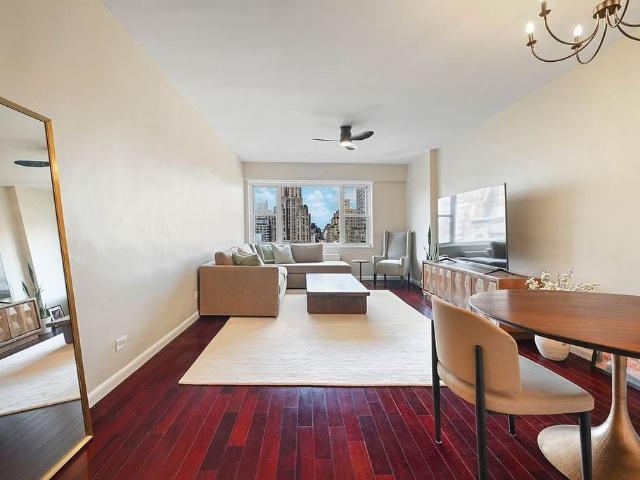Luxury apartment complex for rent in New York, United States