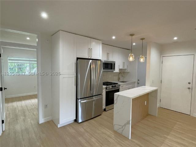 Luxury apartment complex for rent in South Miami, Florida
