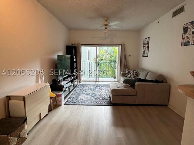 Luxury apartment complex for rent in South Miami, Florida