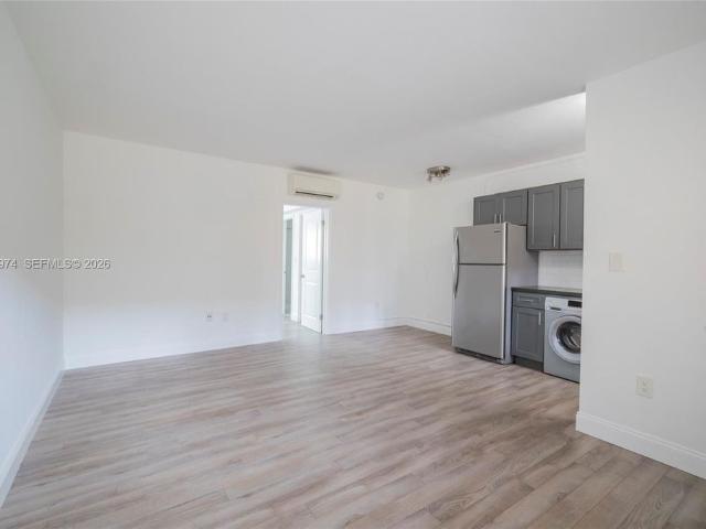 Luxury apartment complex for rent in South Miami, Florida