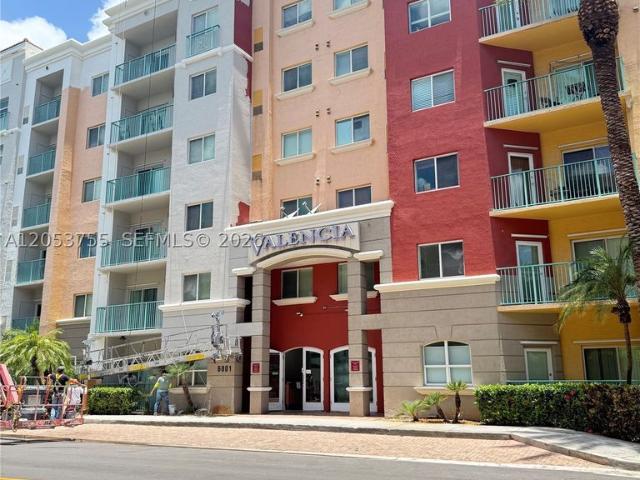 Luxury apartment complex for rent in South Miami, Florida