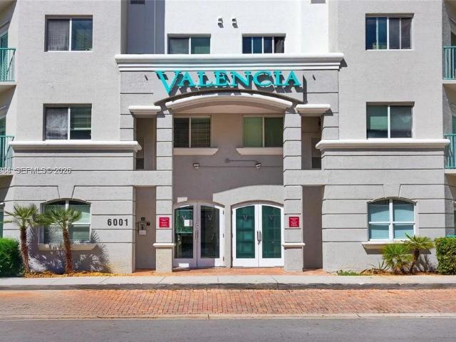 Luxury apartment complex for rent in South Miami, Florida