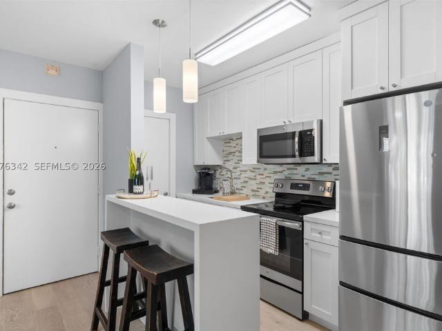 Luxury apartment complex for rent in South Miami, United States