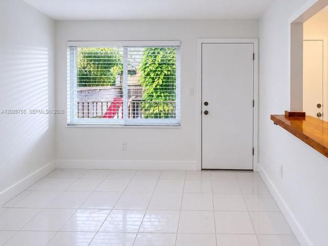 Luxury apartment complex for rent in South Miami, United States