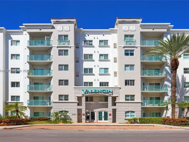 Luxury apartment complex for rent in South Miami, United States