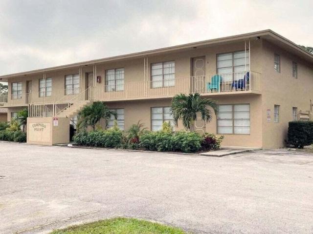 Luxury apartment complex for rent in Stuart, United States