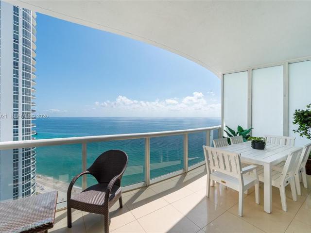 Luxury apartment complex for rent in Sunny Isles Beach, Florida