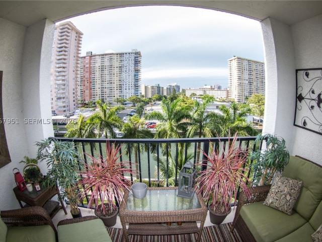 Luxury apartment complex for rent in Sunny Isles Beach, Florida