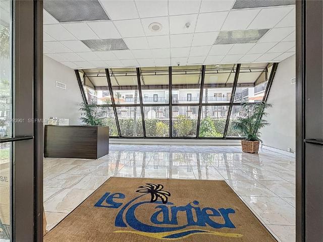 Luxury apartment complex for rent in Sunny Isles Beach, Florida