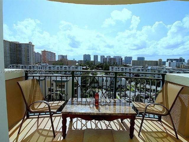 Luxury apartment complex for rent in Sunny Isles Beach, Florida