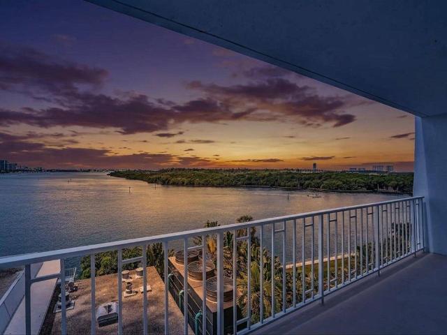 Luxury apartment complex for rent in Sunny Isles Beach, Florida