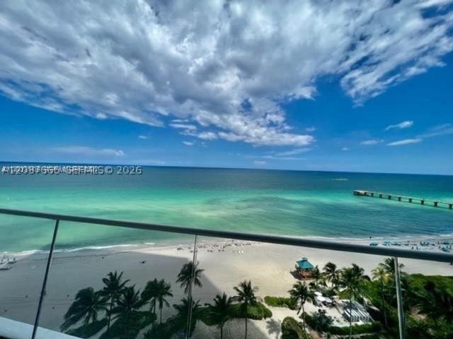 Luxury apartment complex for rent in Sunny Isles Beach, Florida