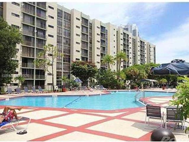 Luxury apartment complex for rent in Sunny Isles Beach, Florida