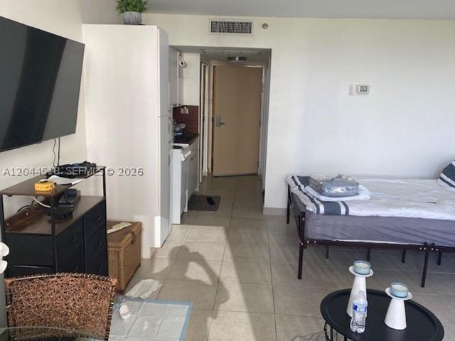 Luxury apartment complex for rent in Sunny Isles Beach, Florida