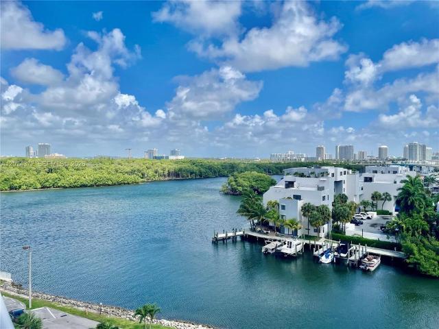 Luxury apartment complex for rent in Sunny Isles Beach, Florida