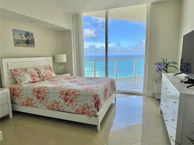 Luxury apartment complex for rent in Sunny Isles Beach, Florida