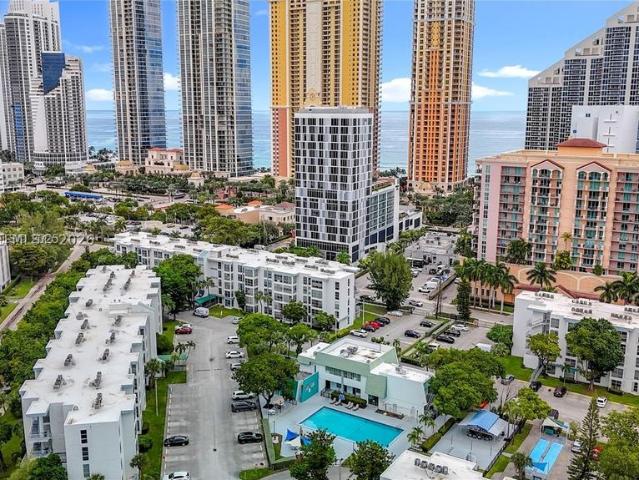 Luxury apartment complex for rent in Sunny Isles Beach, Florida