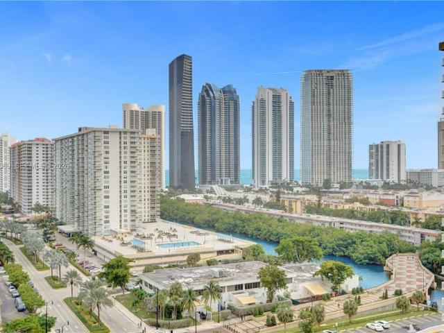 Luxury apartment complex for rent in Sunny Isles Beach, Florida