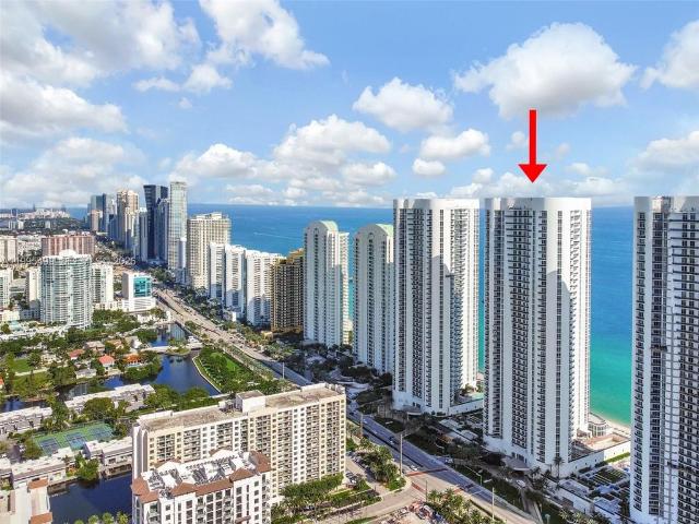 Luxury apartment complex for rent in Sunny Isles Beach, Florida
