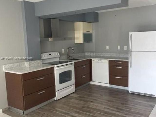 Luxury apartment complex for rent in Sunny Isles Beach, Florida