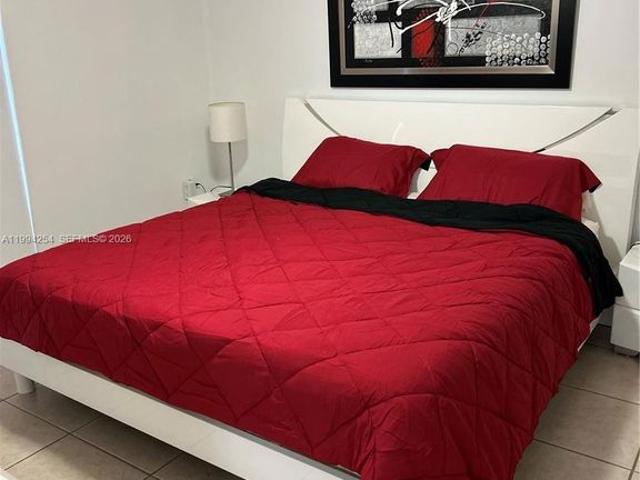 Luxury apartment complex for rent in Sunny Isles Beach, Florida