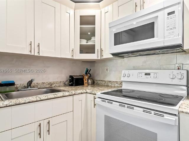 Luxury apartment complex for rent in Sunny Isles Beach, Florida