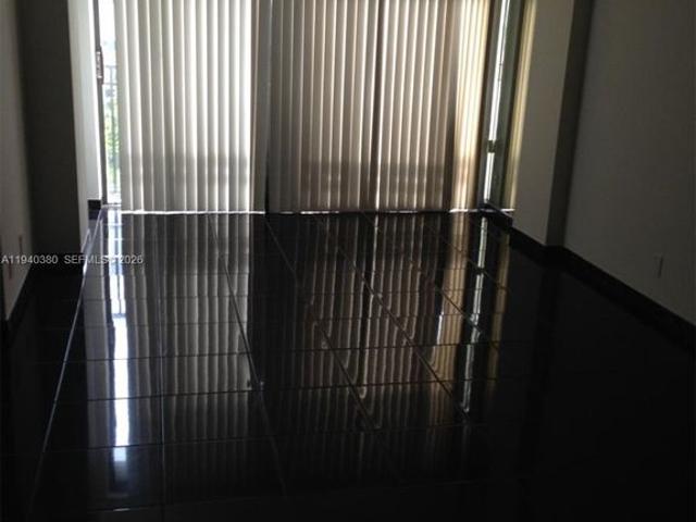 Luxury apartment complex for rent in Sunny Isles Beach, Florida
