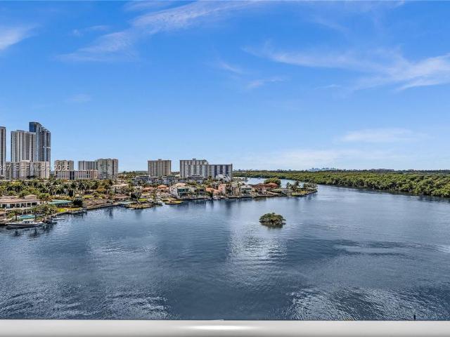 Luxury apartment complex for rent in Sunny Isles Beach, Florida