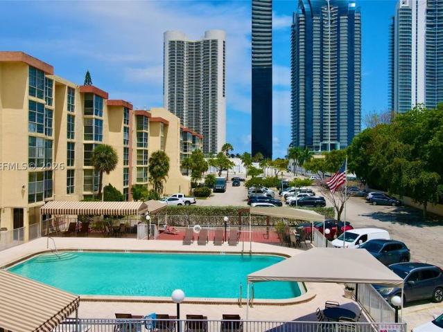 Luxury apartment complex for rent in Sunny Isles Beach, Florida