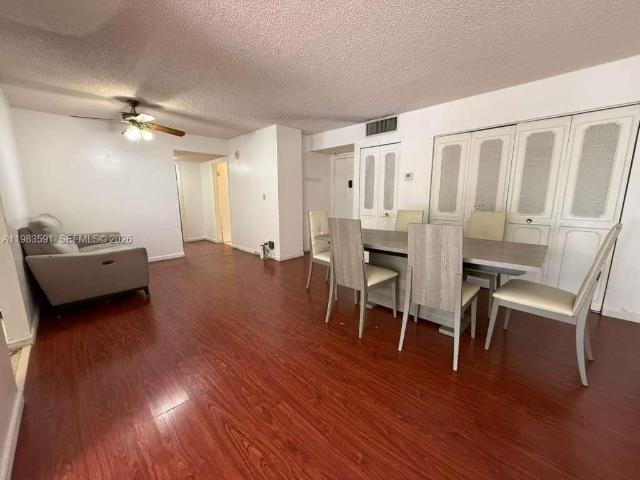 Luxury apartment complex for rent in Sunny Isles Beach, Florida