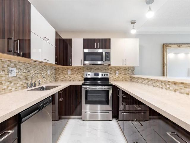 Luxury apartment complex for rent in Sunny Isles Beach, Florida