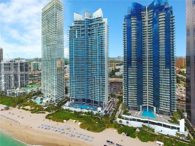 Luxury apartment complex for rent in Sunny Isles Beach, Florida