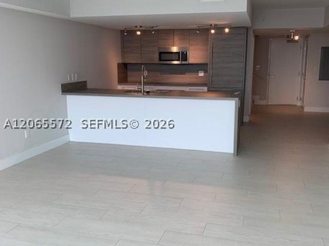 Luxury apartment complex for rent in Sunny Isles Beach, Florida