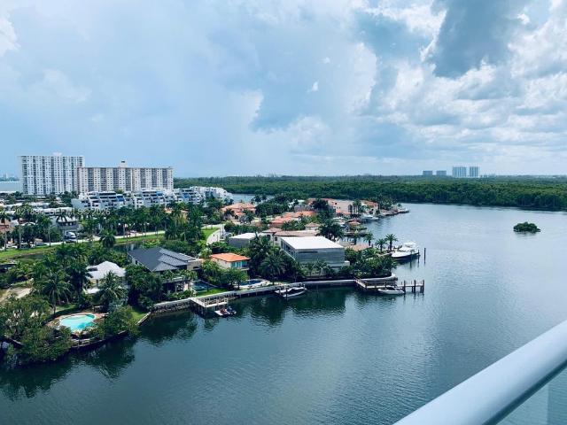 Luxury apartment complex for rent in Sunny Isles Beach, Florida