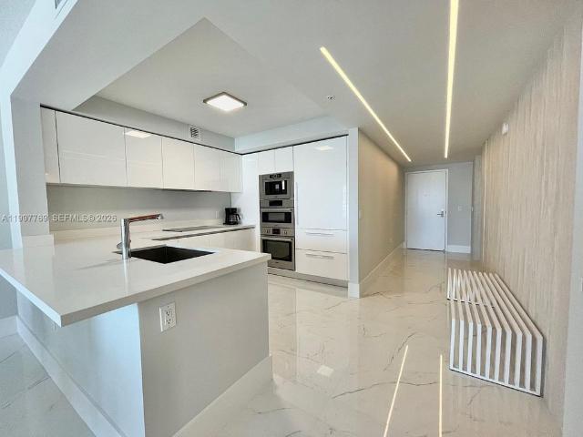 Luxury apartment complex for rent in Sunny Isles Beach, Florida