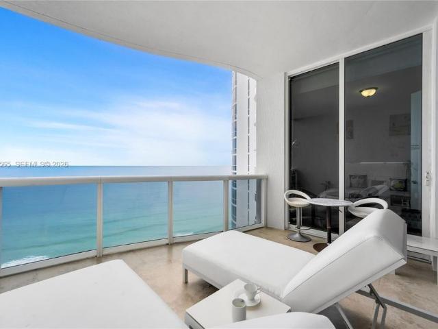 Luxury apartment complex for rent in Sunny Isles Beach, Florida