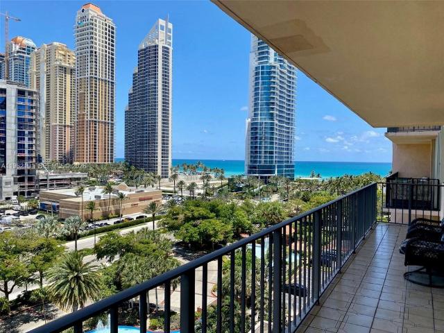 Luxury apartment complex for rent in Sunny Isles Beach, Florida