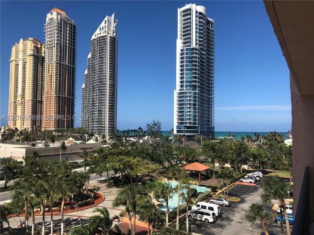 Luxury apartment complex for rent in Sunny Isles Beach, Florida