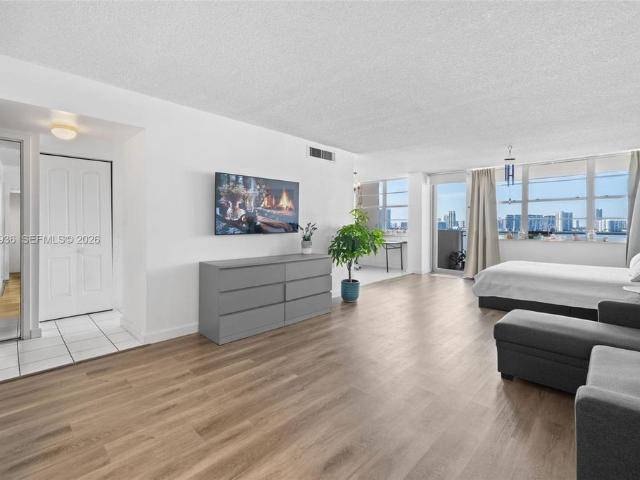 Luxury apartment complex for rent in Sunny Isles Beach, Florida